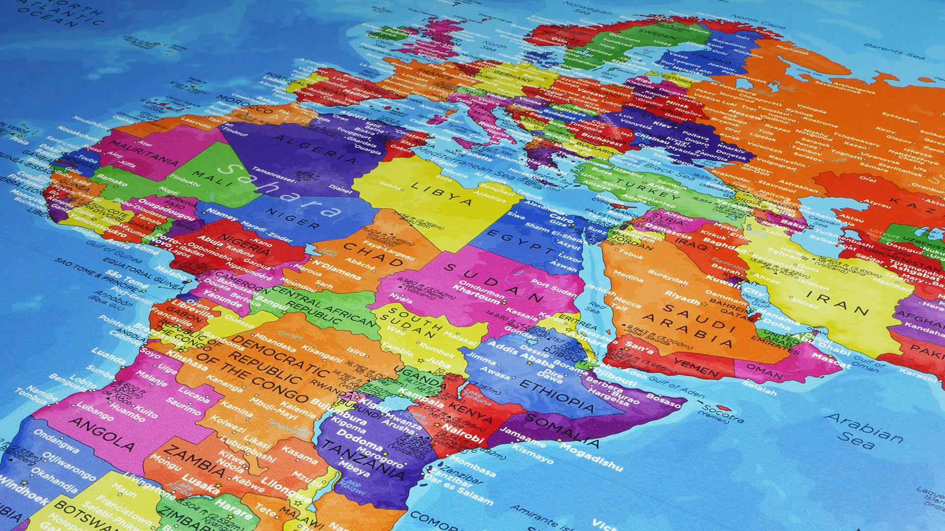 Mappamondo su tavola – Mappa del mondo – Mappa mondiale